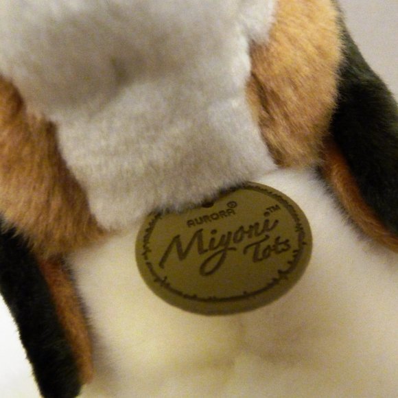 Miyoni by Aurora | Other | Miyoni Tots By Aurora Plush Beagle Puppy ...